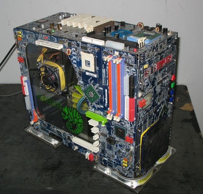 In Pictures: 40 Unusual Computer Case Mods: Page 2 | Tom's Hardware