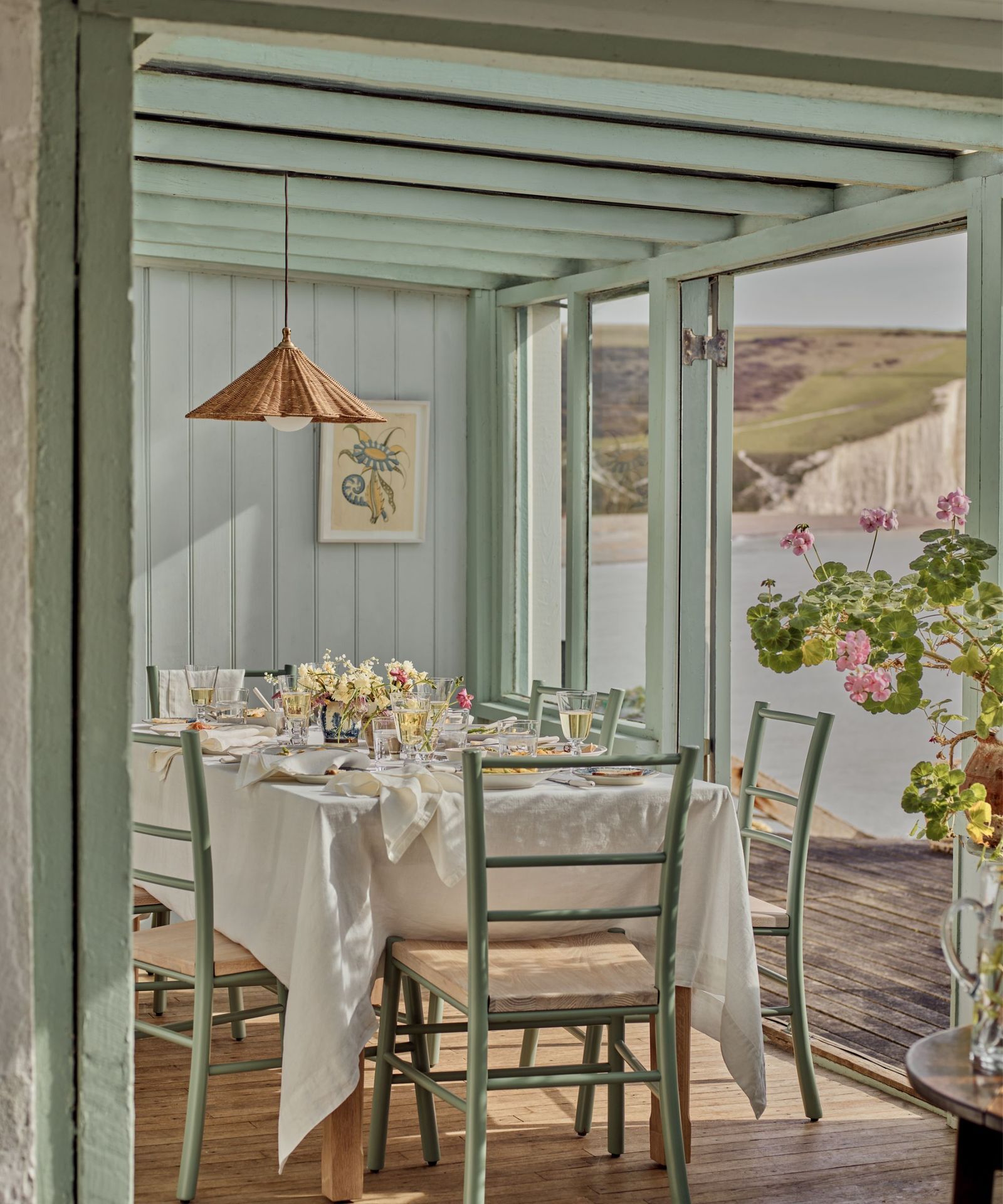 6 coastal color schemes for a calm and tranquil home | Homes and Gardens