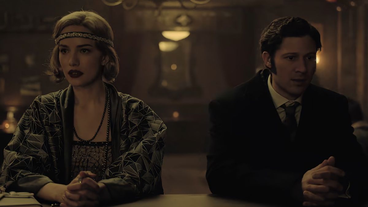 Mike Flanagan's Lasser Glass: Where To Find Oculus' Haunted Mirror In ...