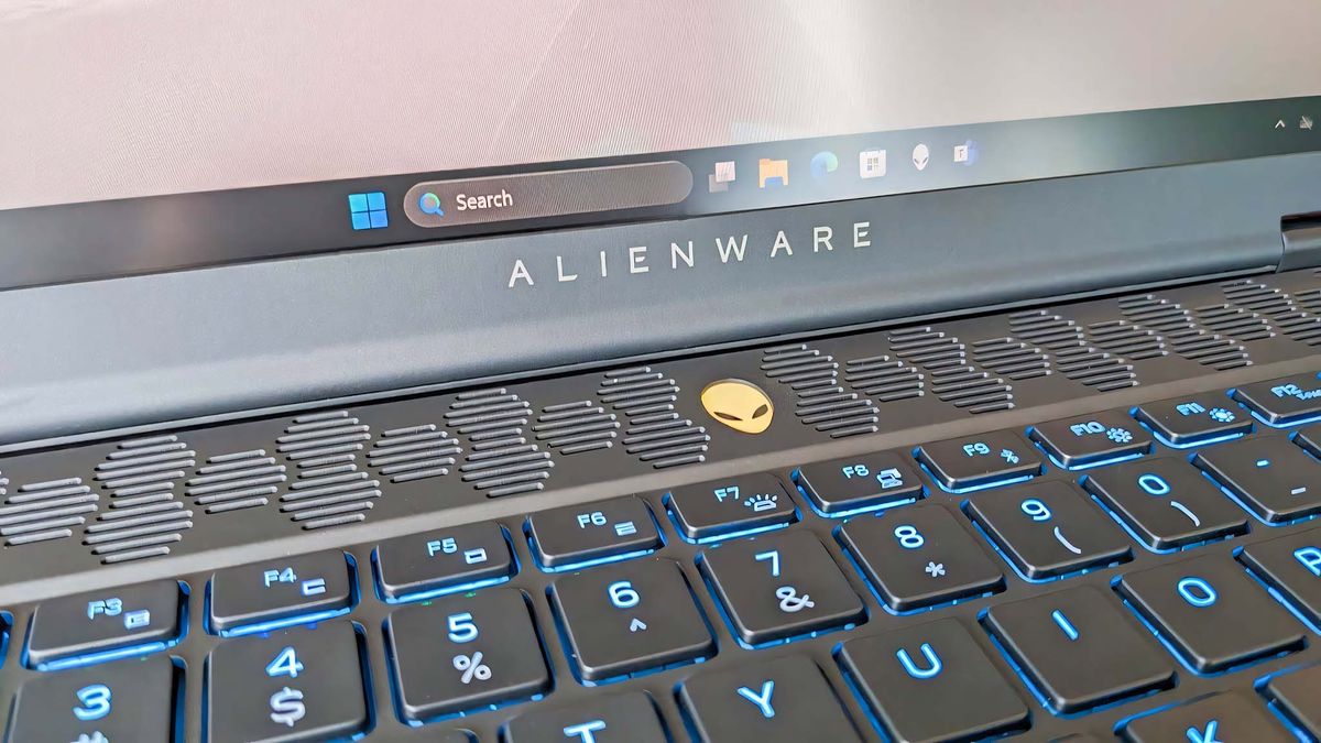 Alienware m16 R2 (2024) review: One of the smoothest gaming laptops I ...