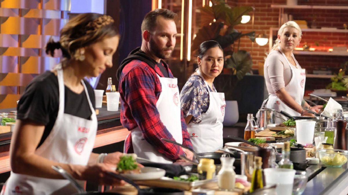 Hell’s Kitchen And 9 Other Cooking Competition Shows To Stream Right ...