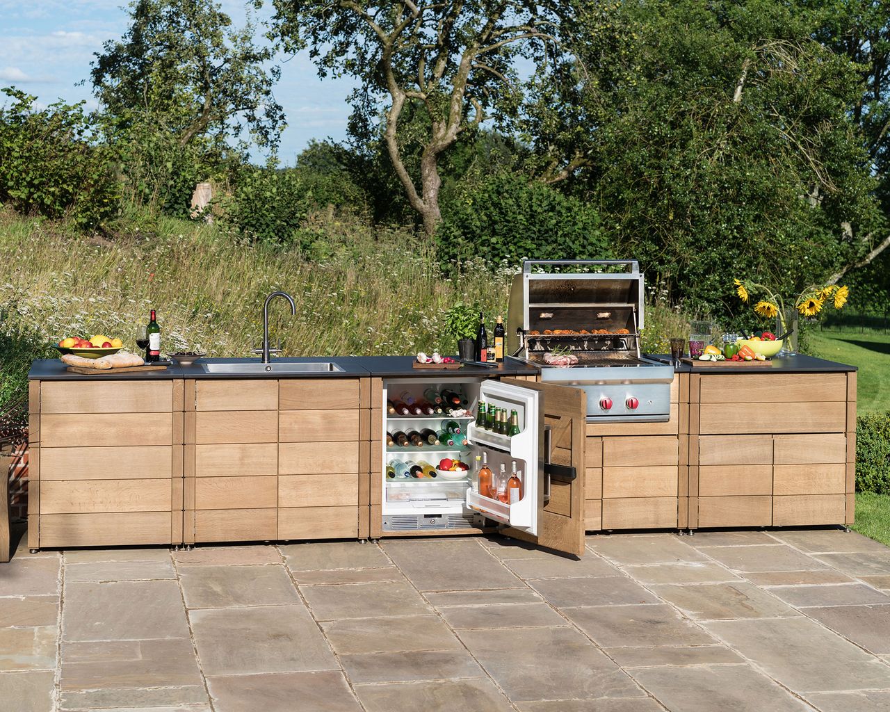 Outdoor kitchen ideas: 20 ways to make cooking in the yard easy