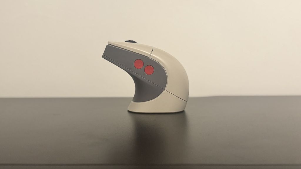 8BitDo Retro R8 gaming mouse review | PC Gamer