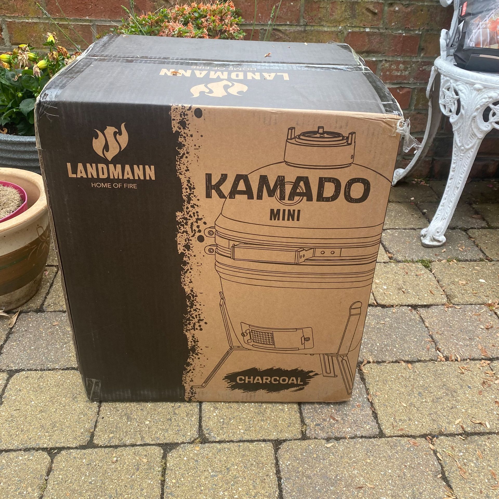 LANDMANN Mini Charcoal BBQ Kamado review | Ideal Home