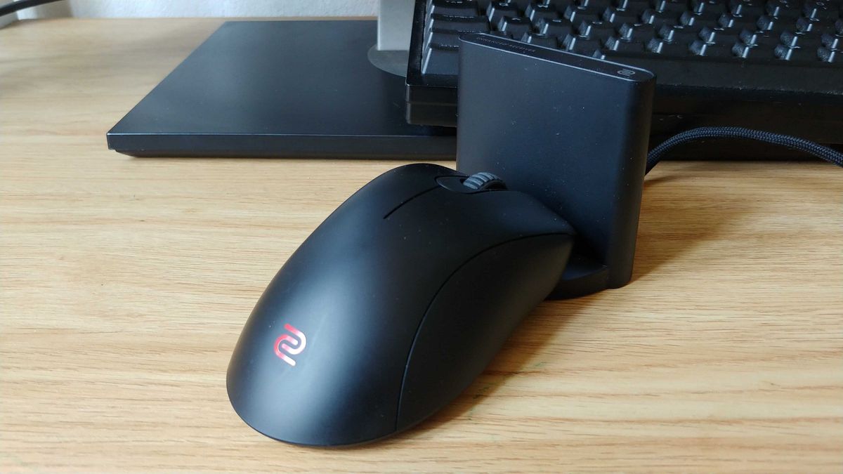 BenQ Zowie EC3-CW review | PC Gamer