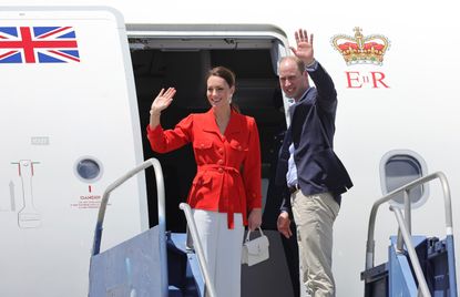 Prince William and Princess Kate Enjoy the Trappings of a VIP Suite at ...