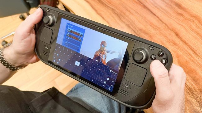 Asus ROG Ally vs Steam Deck: Which handheld wins? | Tom's Guide
