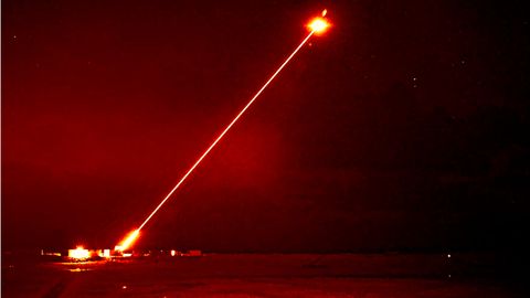 DragonFire : un rayon de la mort capable d’abattre un drone à 400 km/h ...