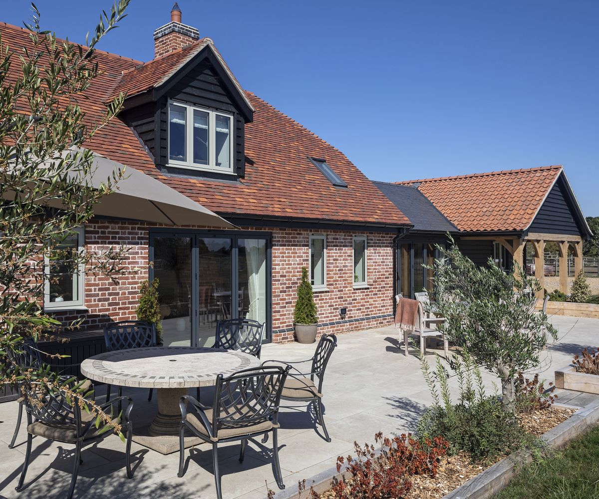 How one couple built a rustic barn-style home in the countryside ...