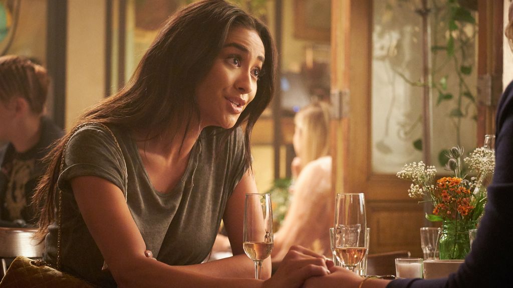 What Actually Happened To Candace In Netflix Series 'You'? | Marie ...