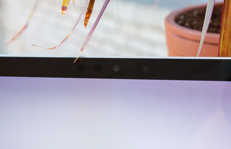 Microsoft Surface Pro 7 Review - Benchmarks and Specs | Laptop Mag