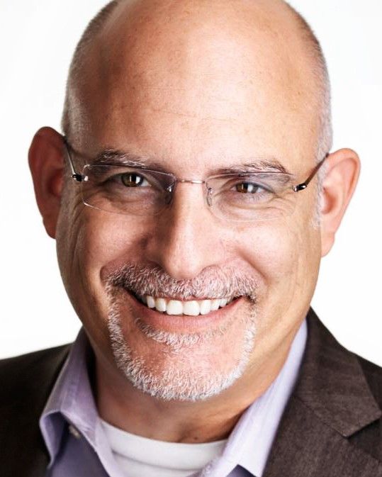 Former Hulu Exec Scott Donaton Joins VersusGame as CMO | Next TV