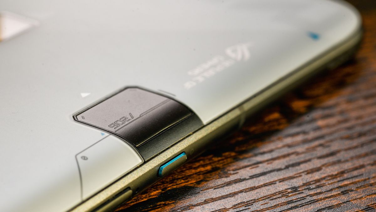 Asus ROG Phone 7 Ultimate review: the hottest and coolest gamer | TechRadar