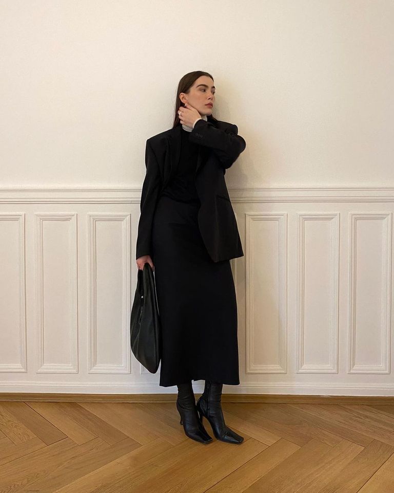 11 Fresh Dress and Boots Winter Outfit Ideas For Winter 2024 | Who What ...