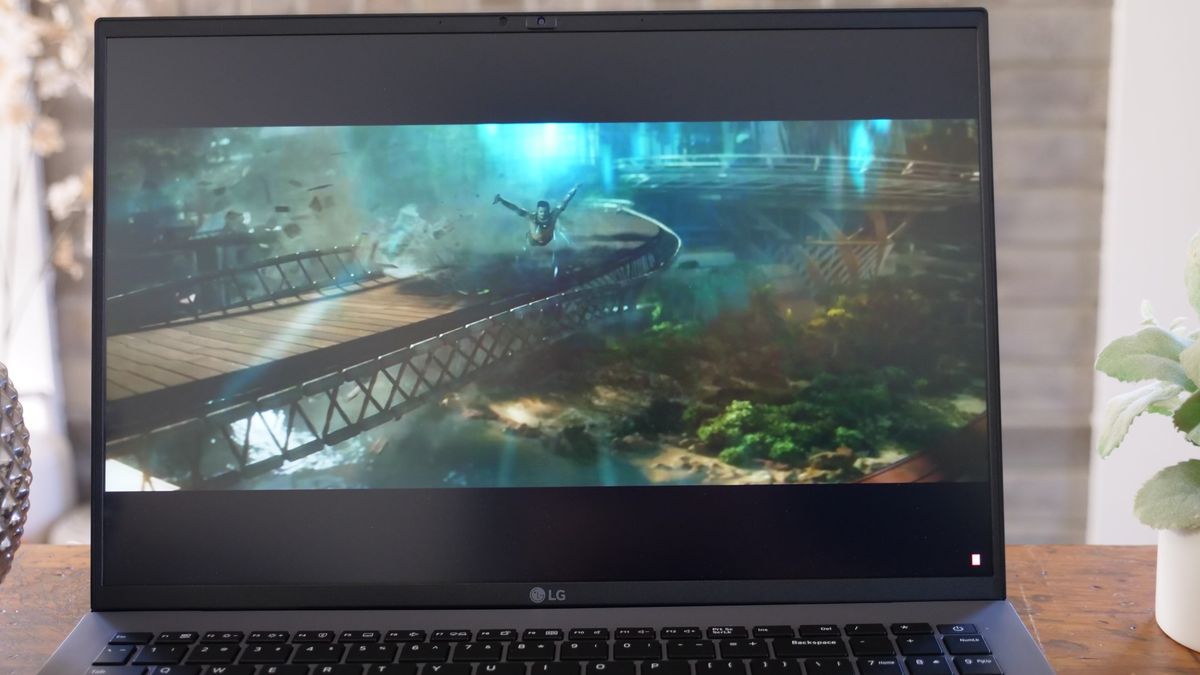LG Gram 16 (16Z90Q) review: 2.5 pounds and 13 hours of battery life ...