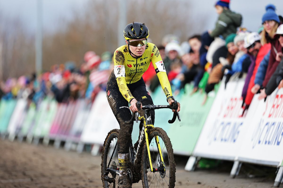 British Cyclocross National Championships: Xan Crees holds off Cat ...