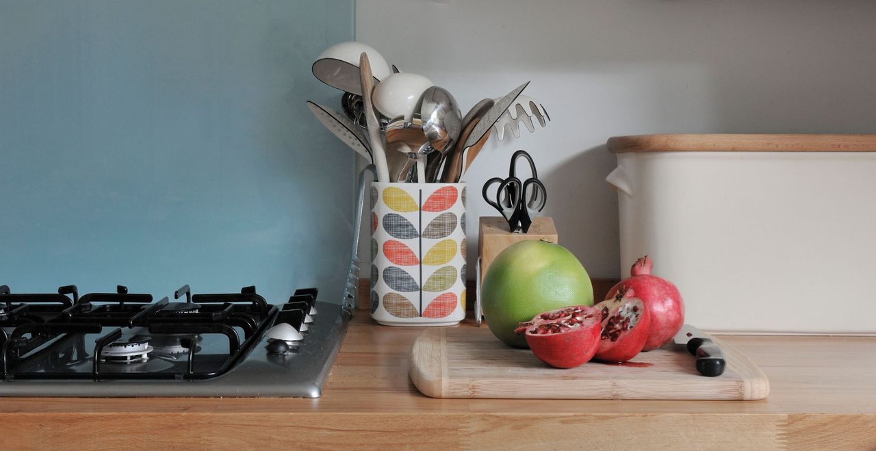 Organizing kitchen countertops: 17 easy ideas to declutter | Woman & Home
