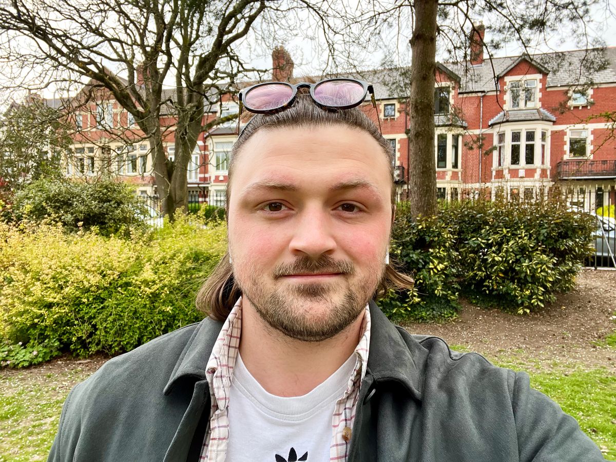 How to mirror the front camera on iPhone | Tom's Guide