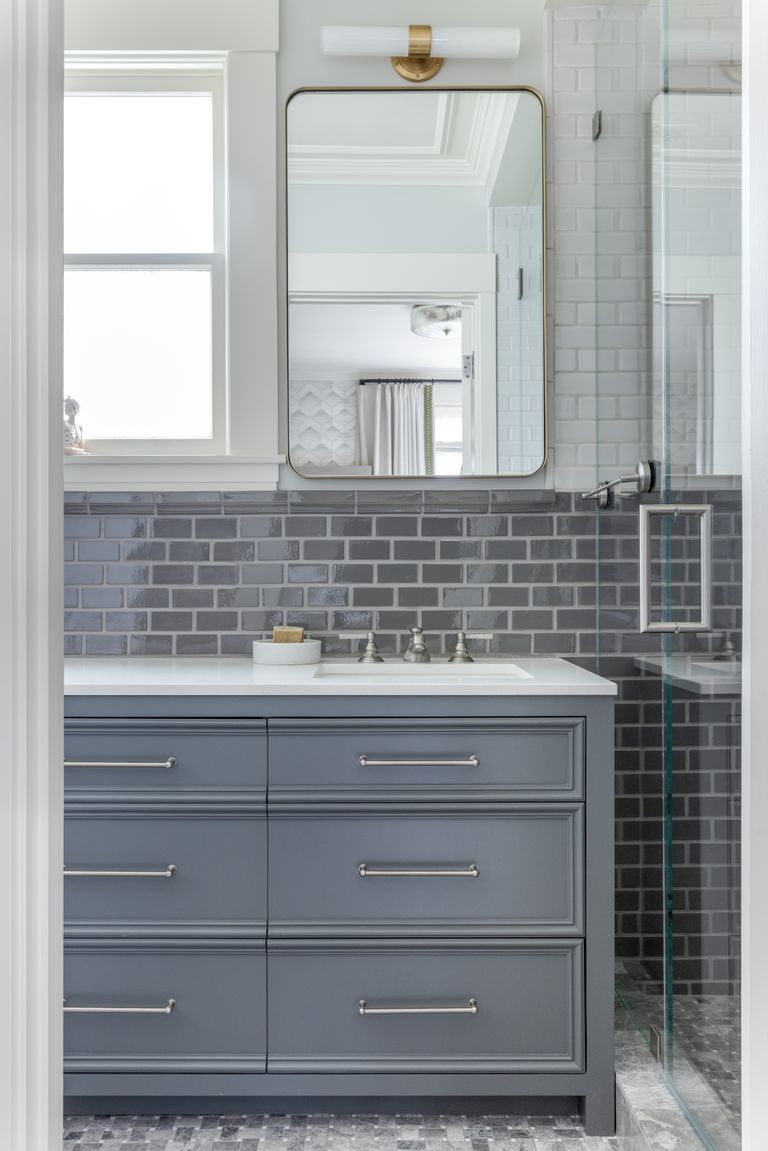 12 grey tile ideas for bathrooms – inspiring looks from a color classic ...