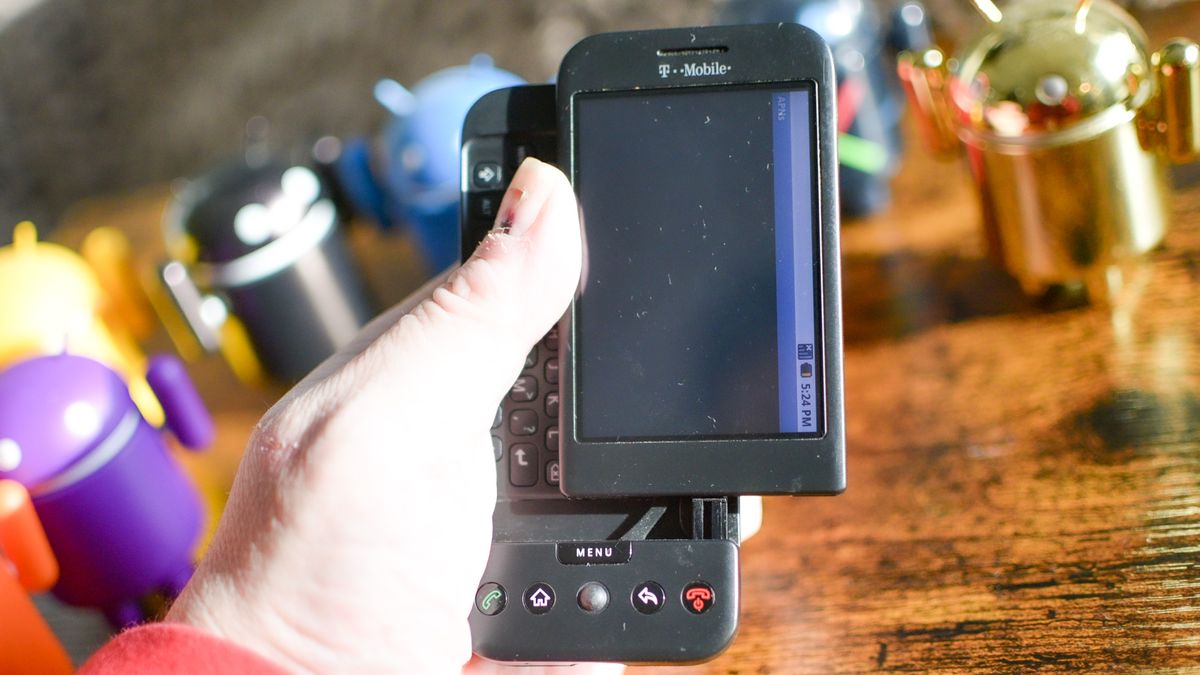 The first Android is 15 years old, and it is the opposite of everything ...