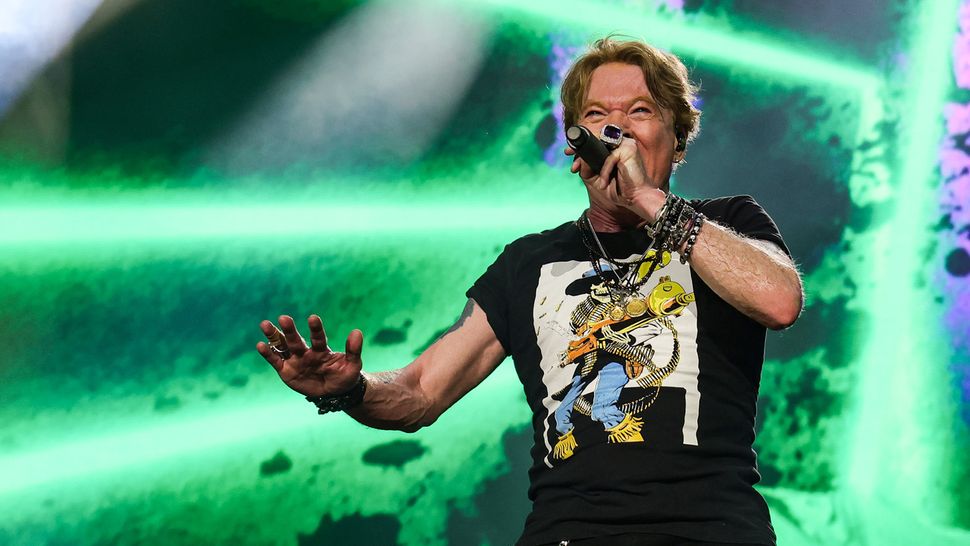 Watch Axl Rose kick drum and fling microphone in Argentina | Louder