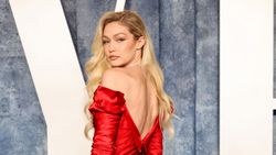 Julia Louis-Dreyfus’s Sofa Color Set to Dominate 2026 Trends | Homes ...