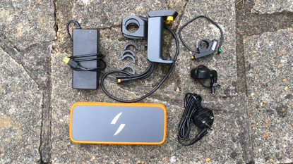 Swytch Bike e-bike conversion kit review: downsized battery, upsized ...