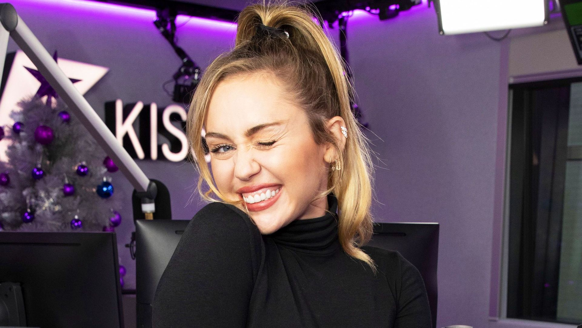 Miley Cyrus Celebrated the 10 Year Anniversary of Her Bong Video ...