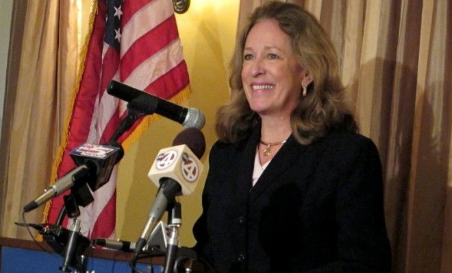 'Stephen Colbert's sister' represents the worst of American politics ...