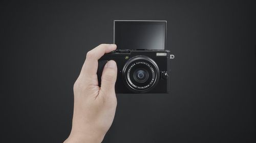 This Fujifilm compact camera has done it again – outselling mirrorless ...