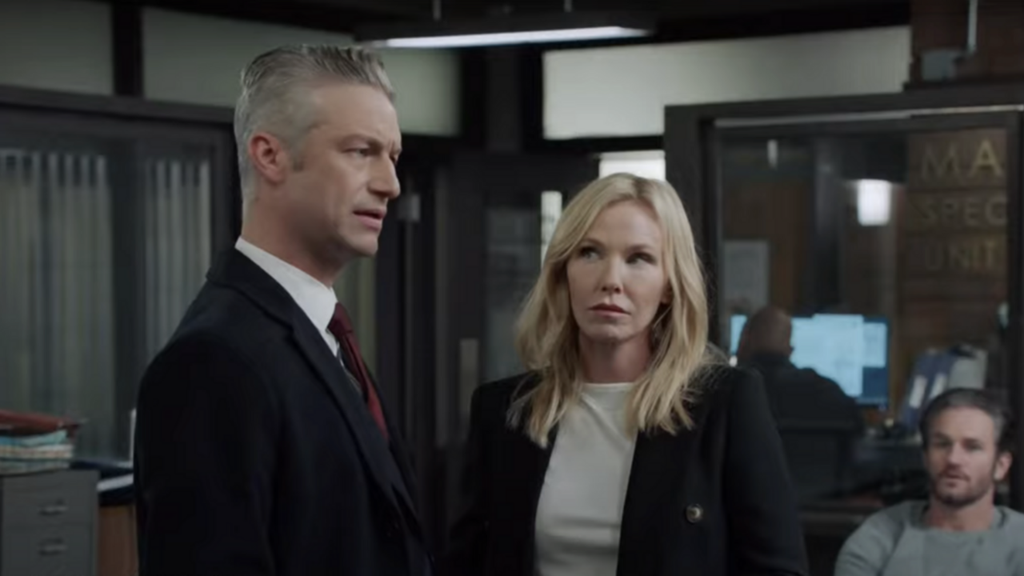 As Law And Order: SVU Reveals First Look At Rollins' Return, I So Hope ...