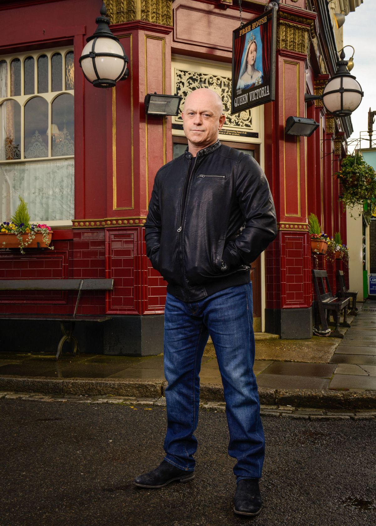 EastEnders fans want Grant to return after Phil death twist | What to Watch