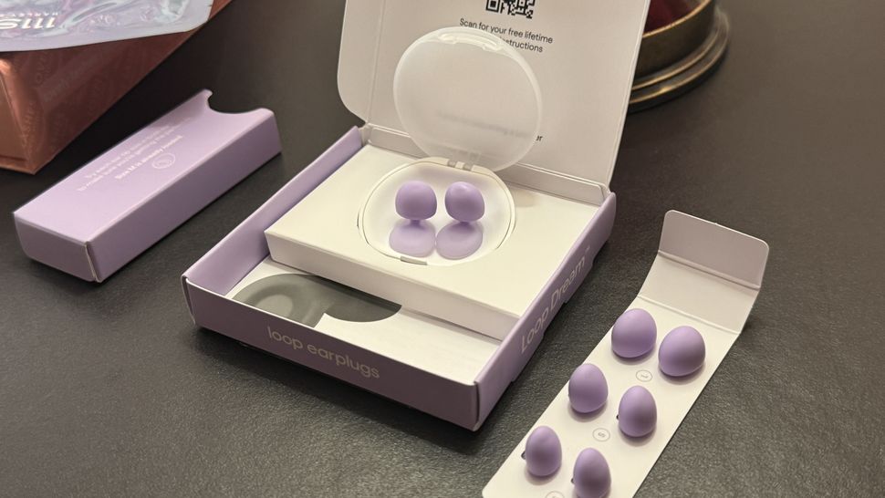 I tried sleeping with Loop Dream, and I finally slept a solid eight ...