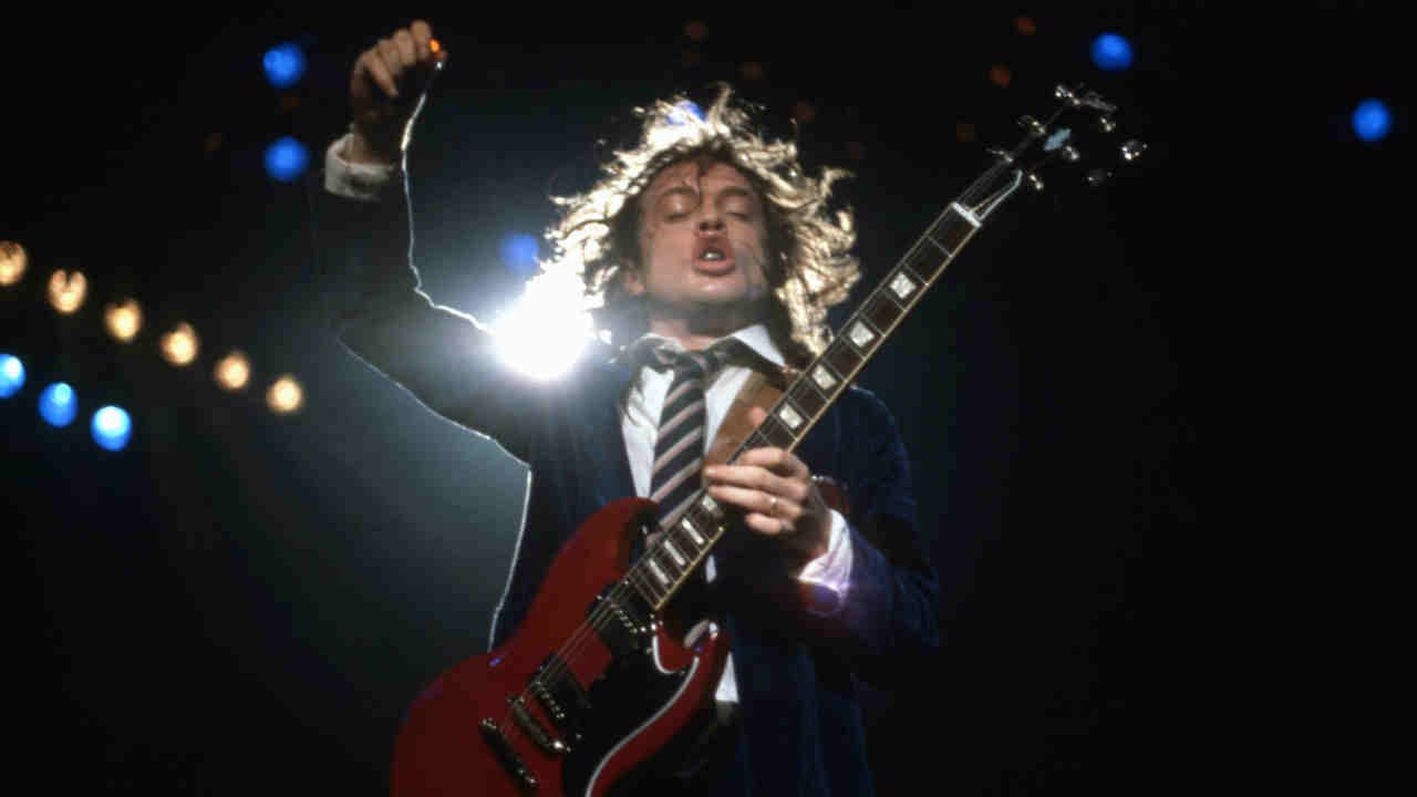 AC/DC’s Back In Black: the story behind the greatest riff in history ...