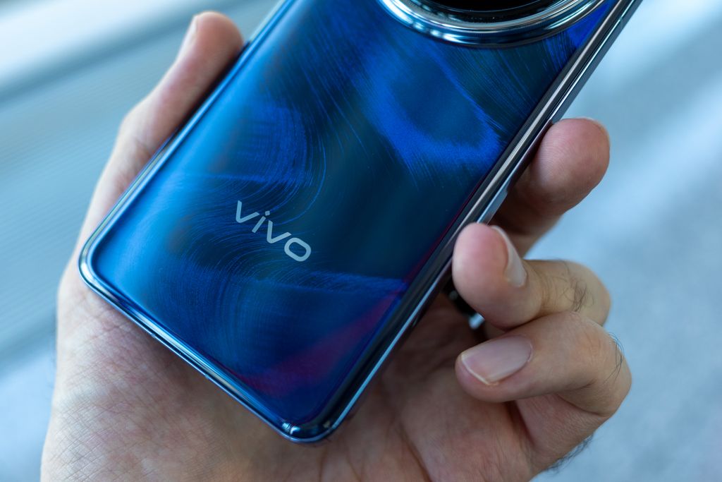 Vivo X200 Pro review: I spent five days with the 200MP Zeiss telephoto ...