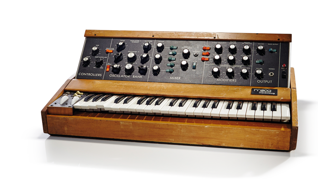 4 legendary bass synths: find out how they work and get their sound ...
