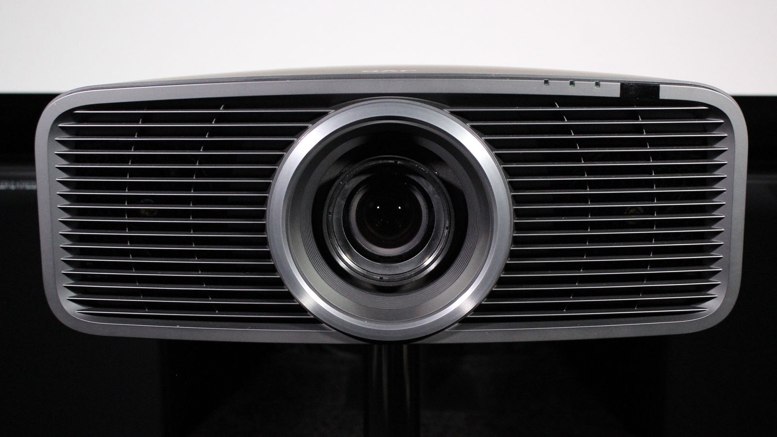 JVC DLA-NZ700 review: premium performance without the price | T3