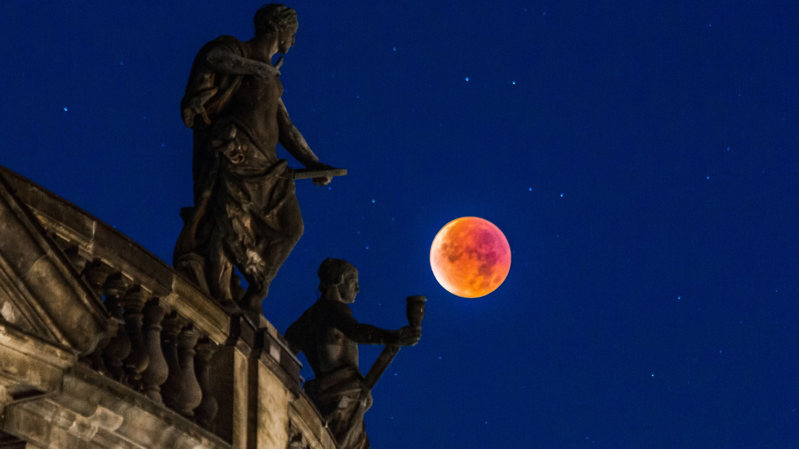 What is a blood moon and when can you see the next one in 2026? | Space