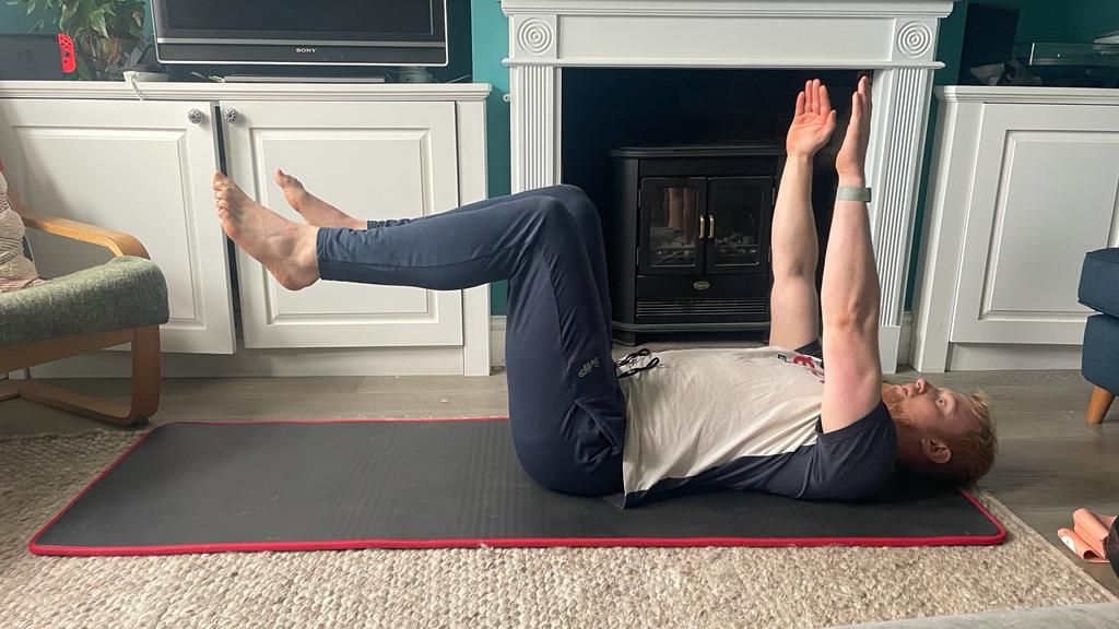 How to do dead bugs properly | Fit&Well