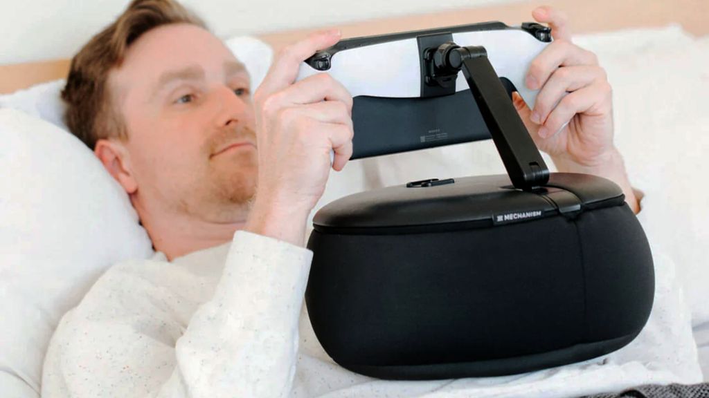 The Mechanism Gaming Pillow acts like a third arm for your gaming ...