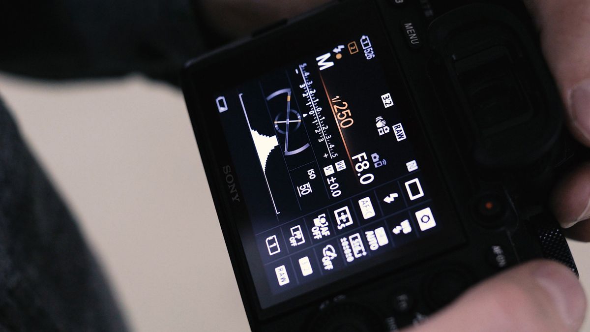 5 creative indoor portrait ideas - Part 4: Direct flash | Digital ...