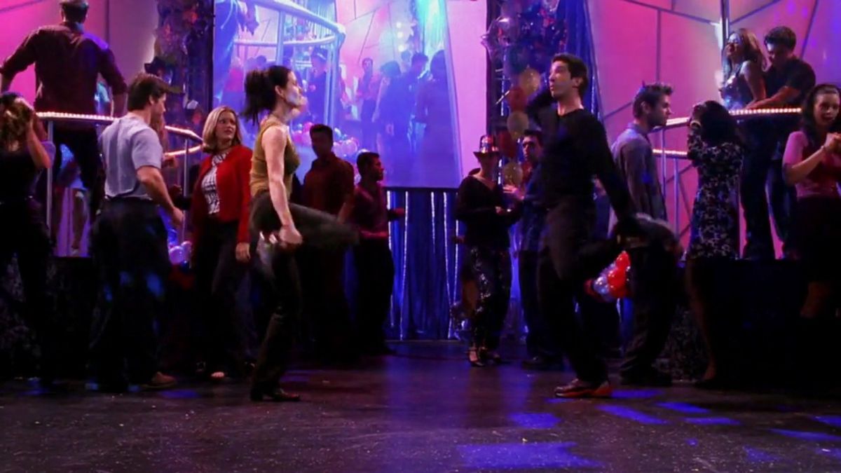 All The Friends Christmas Episodes, Ranked | Cinemablend