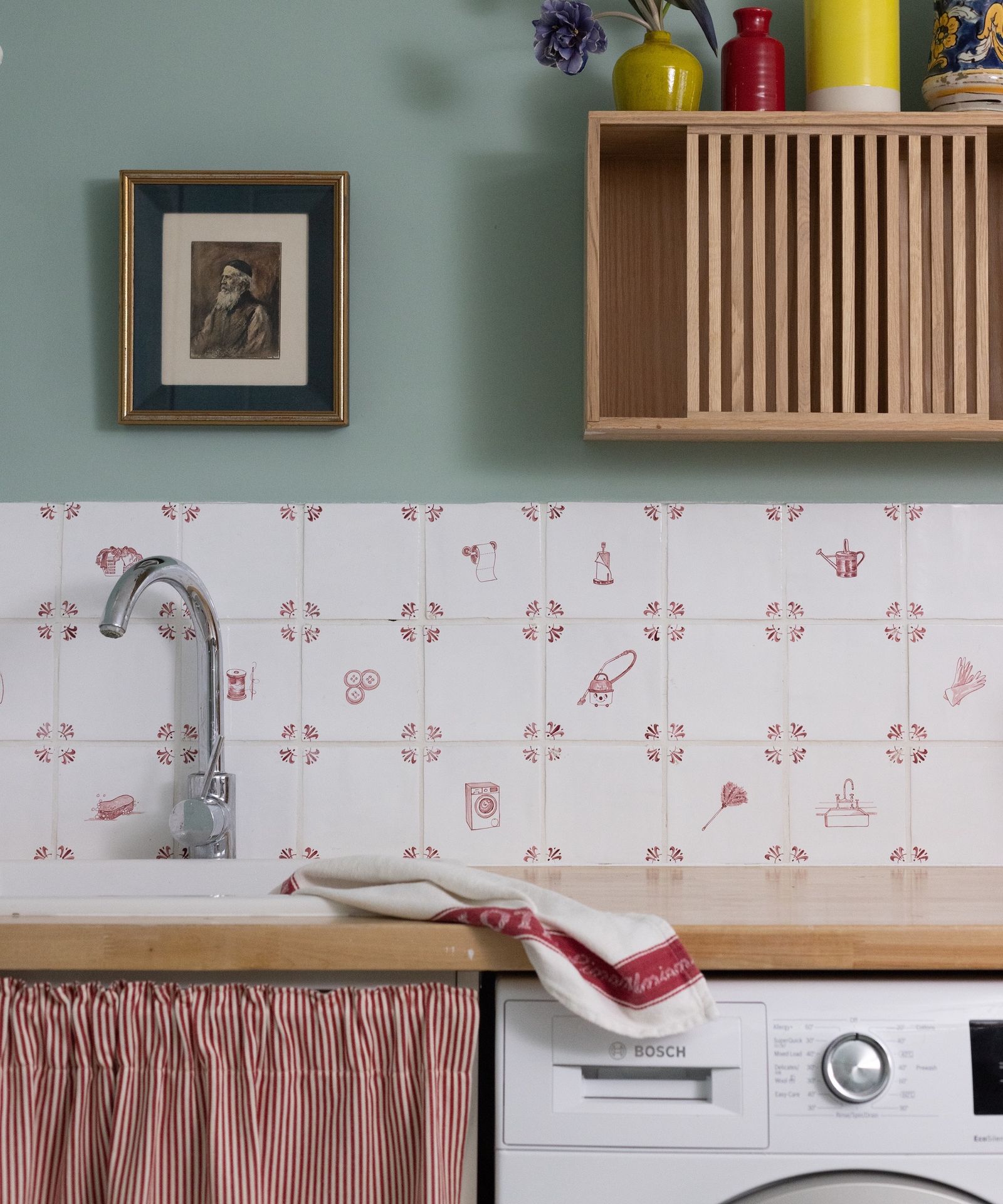 Why is my washing machine leaking from underneath? | Homes and Gardens