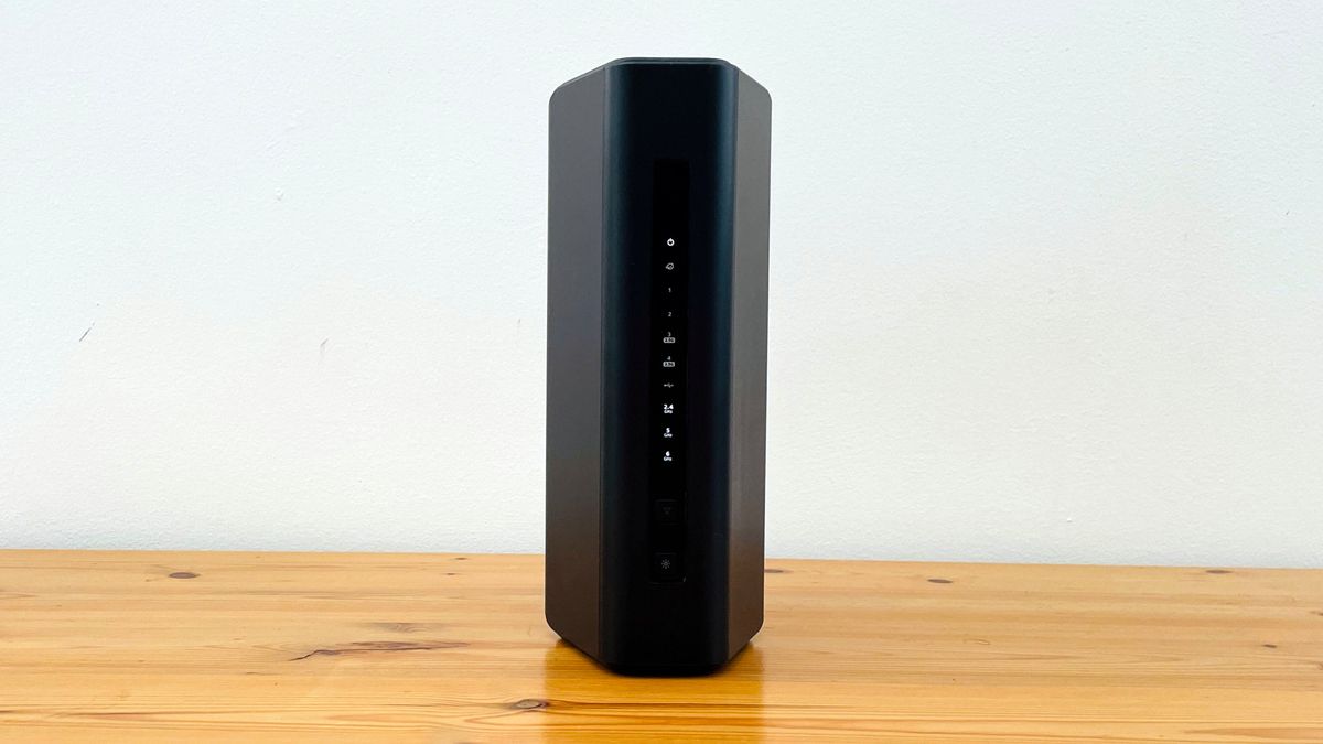 Netgear Nighthawk RS300 review: high-speed Wi-Fi 7 at a competitive ...