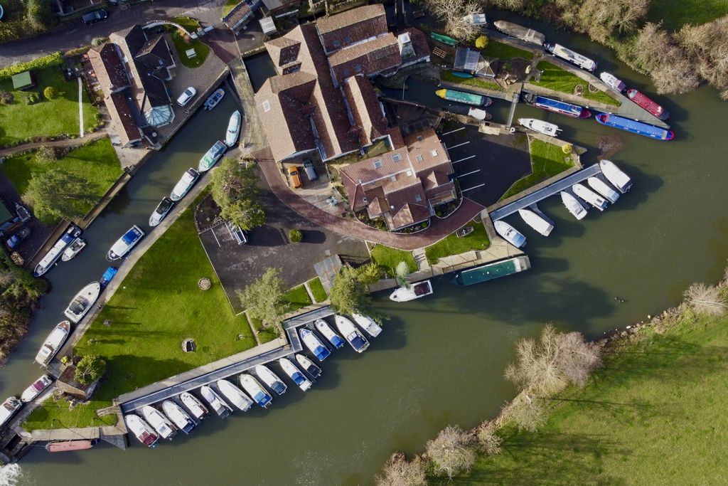 DJI Quickshot modes explained: Five shortcuts to pro footage with DJI ...