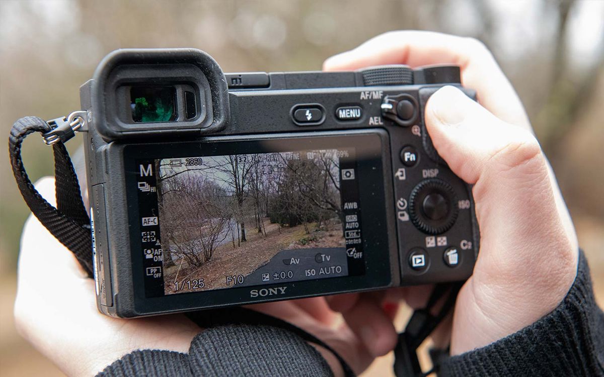 Sony a6400 Review: An Excellent Performer With A Few Trade-offs | Tom's ...