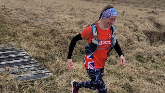 Female ultra runner finishes 100-mile race from England to Scotland so ...