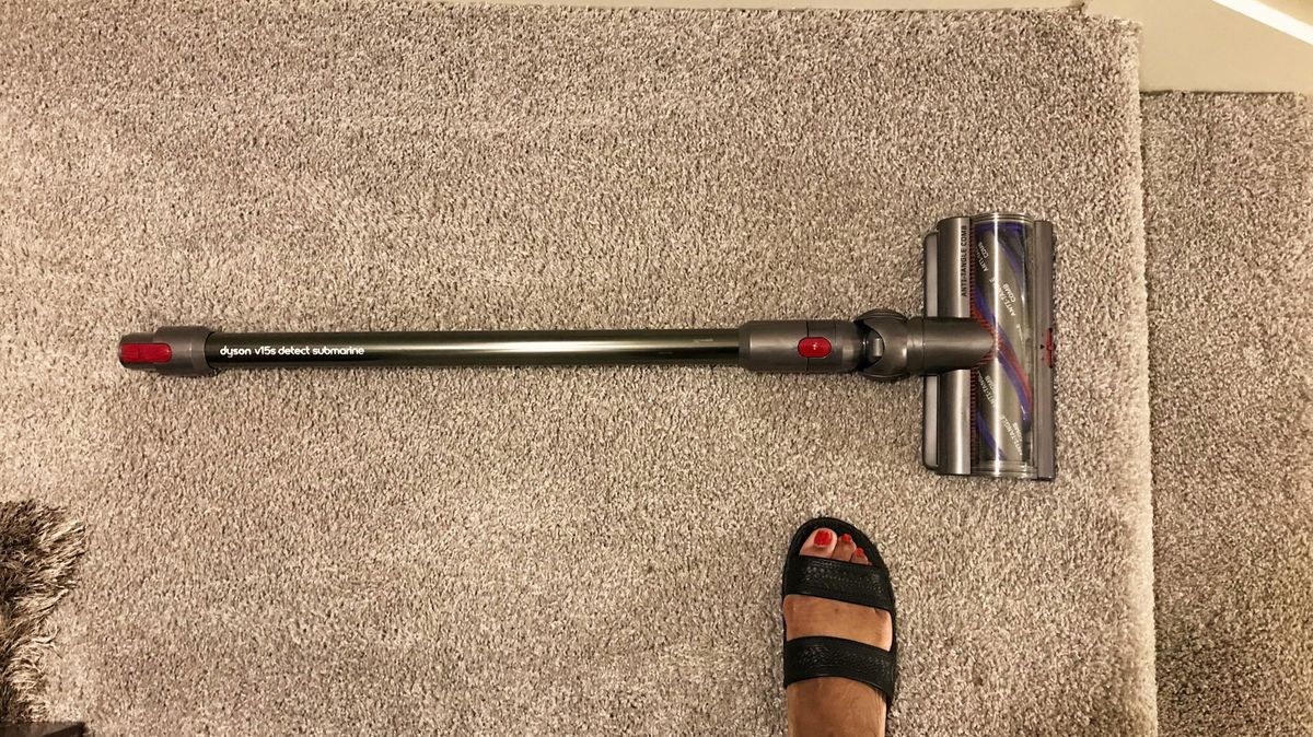 Dyson V15s Detect Submarine review | Top Ten Reviews