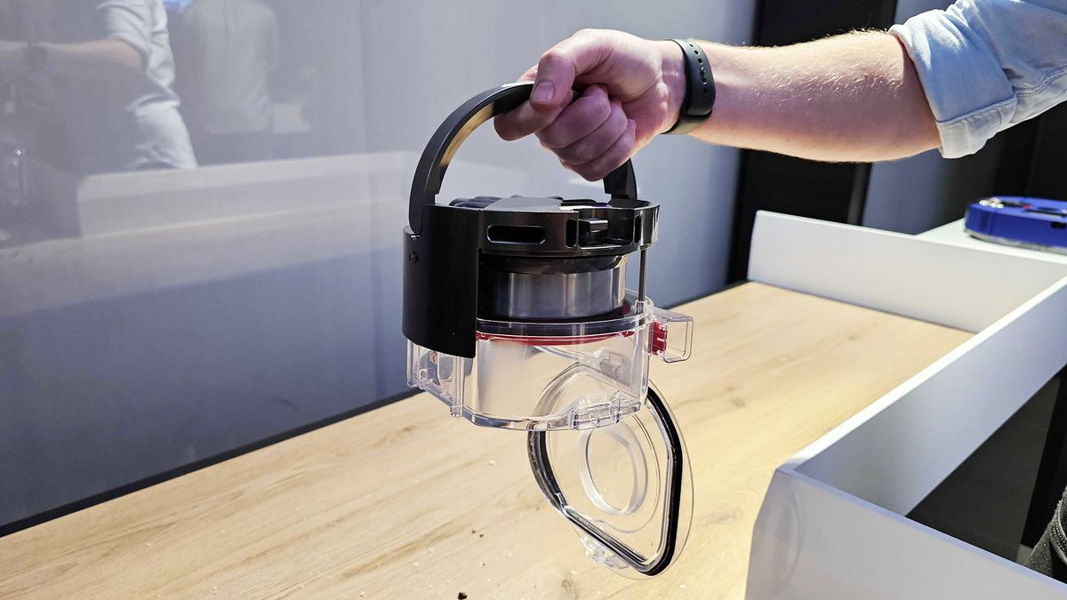 Dyson takes another stab at robot vacuums with the new 360 Vis Nav ...