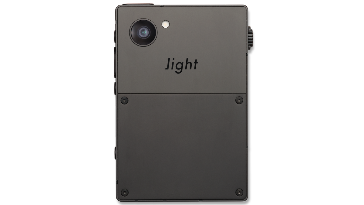 A new dumb phone is on the scene, and it looks pretty darned cool ...
